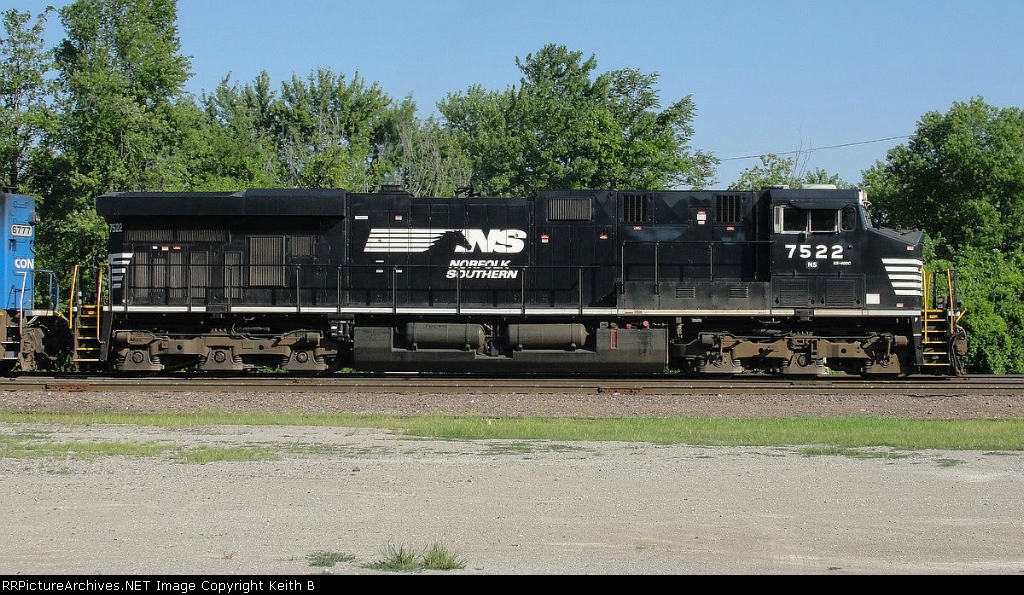NS 7522